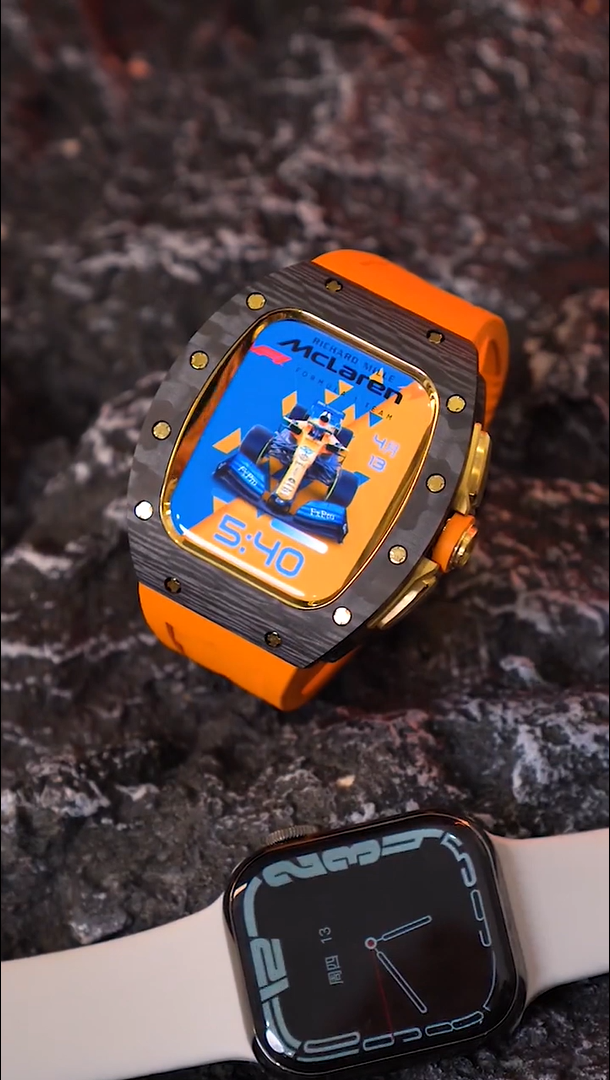 Royal RMC-ATLAS: Carbon Fiber & Gold Titanium Case | Kewusuma